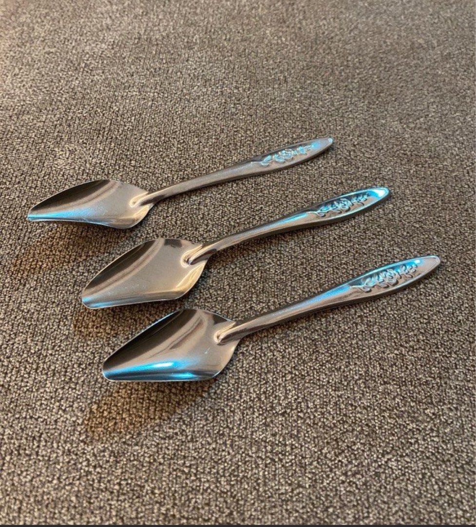 Baby bird feeding spoons, Furniture & Home Living, Kitchenware ...