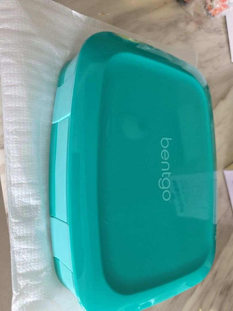 Bentgo lunch box, Furniture & Home Living, Kitchenware & Tableware ...