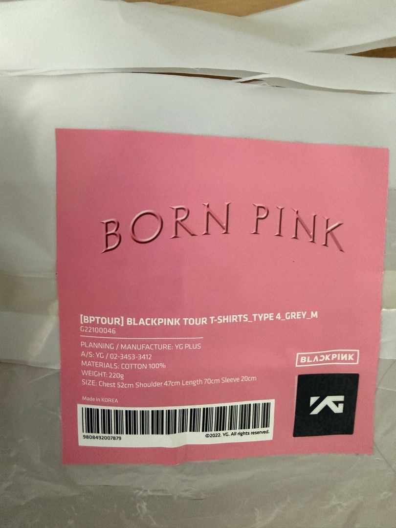 BLACKPINK Born Pink Tour Shut Down T-Shirt, Hobbies & Toys, Memorabilia ...