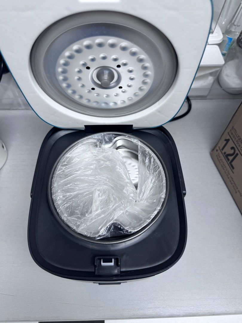 Blue Electric Rice Cooker - 1.2L Capacity （read listing for details ...