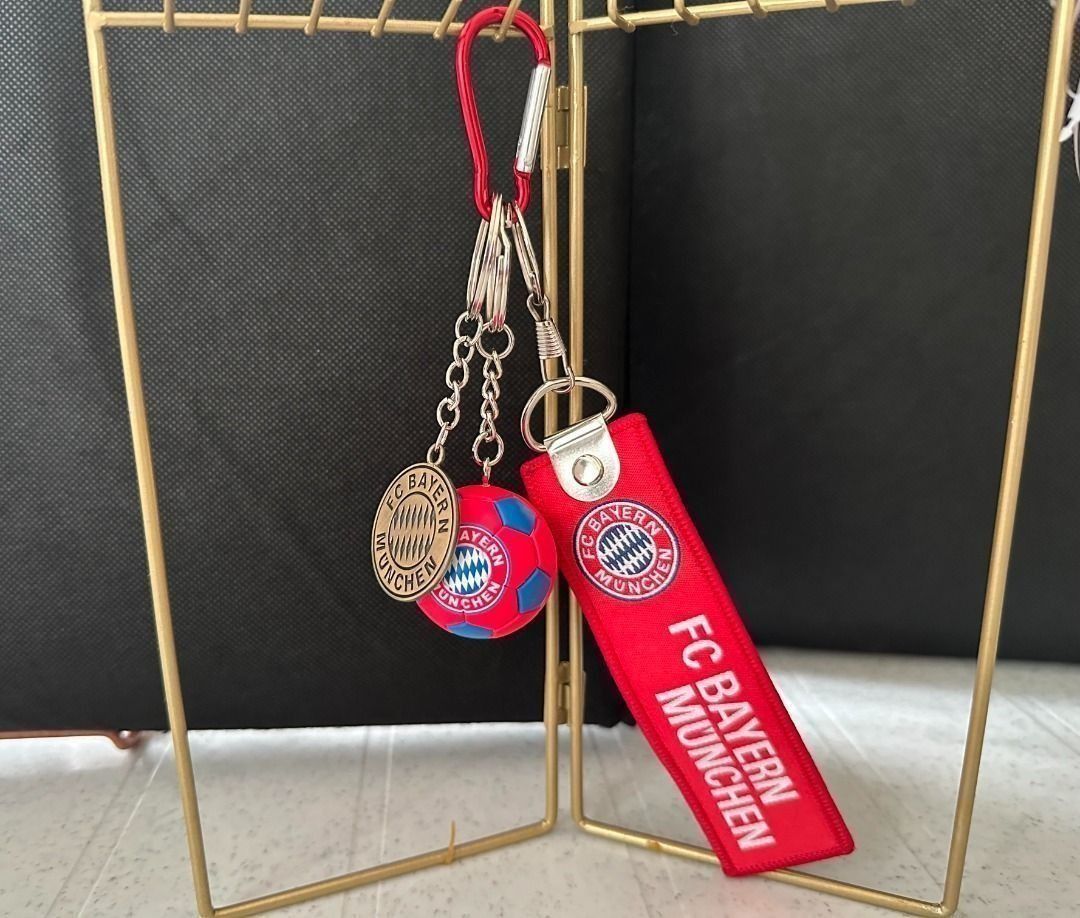 BN FC Bayern Munich München Embroidered Red Football Fan Club logo ...