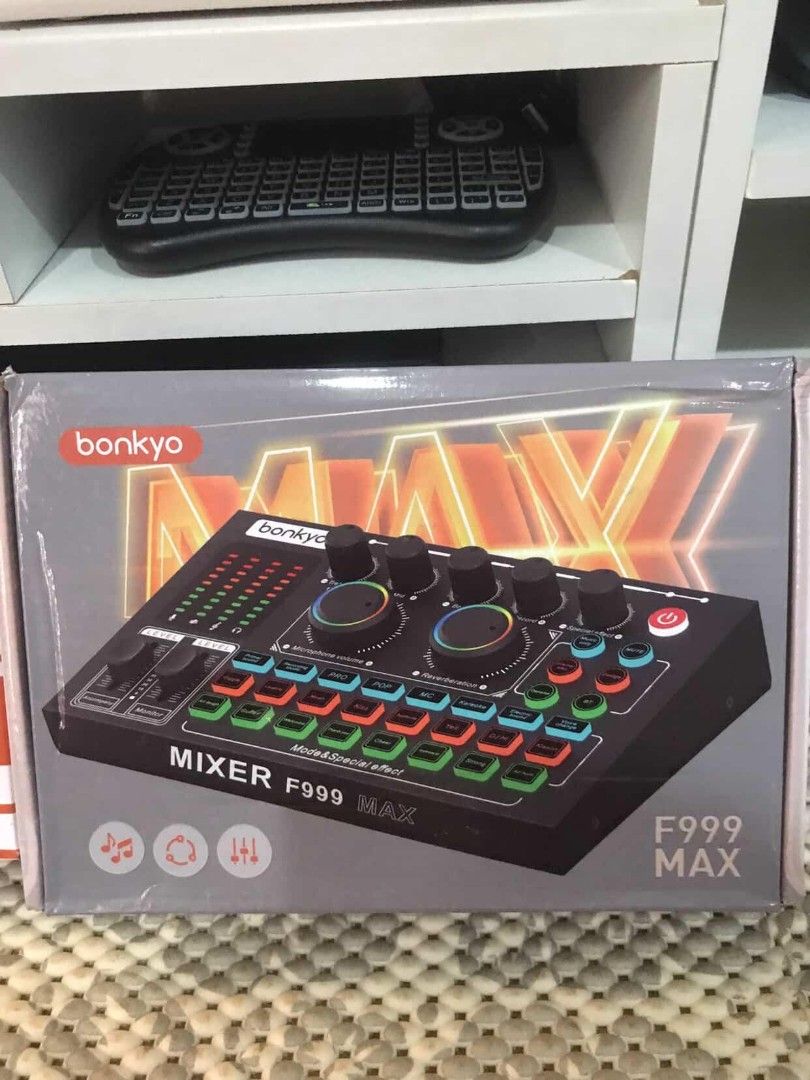 Bonkyo F999 MAX Sound Card + M999 Microphone, Audio, Microphones on ...
