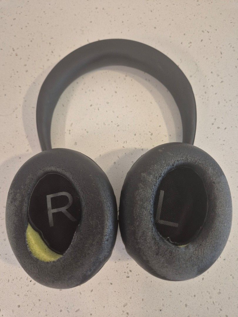 Bose 700 UC Noise Cancelling Headphones (with USB Dongle), Audio ...