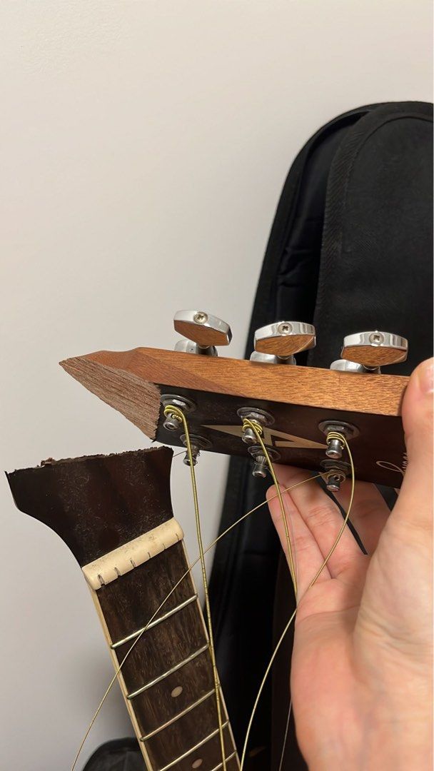 Buying broken Guitars/ Bass , Hobbies & Toys, Music & Media, Music ...