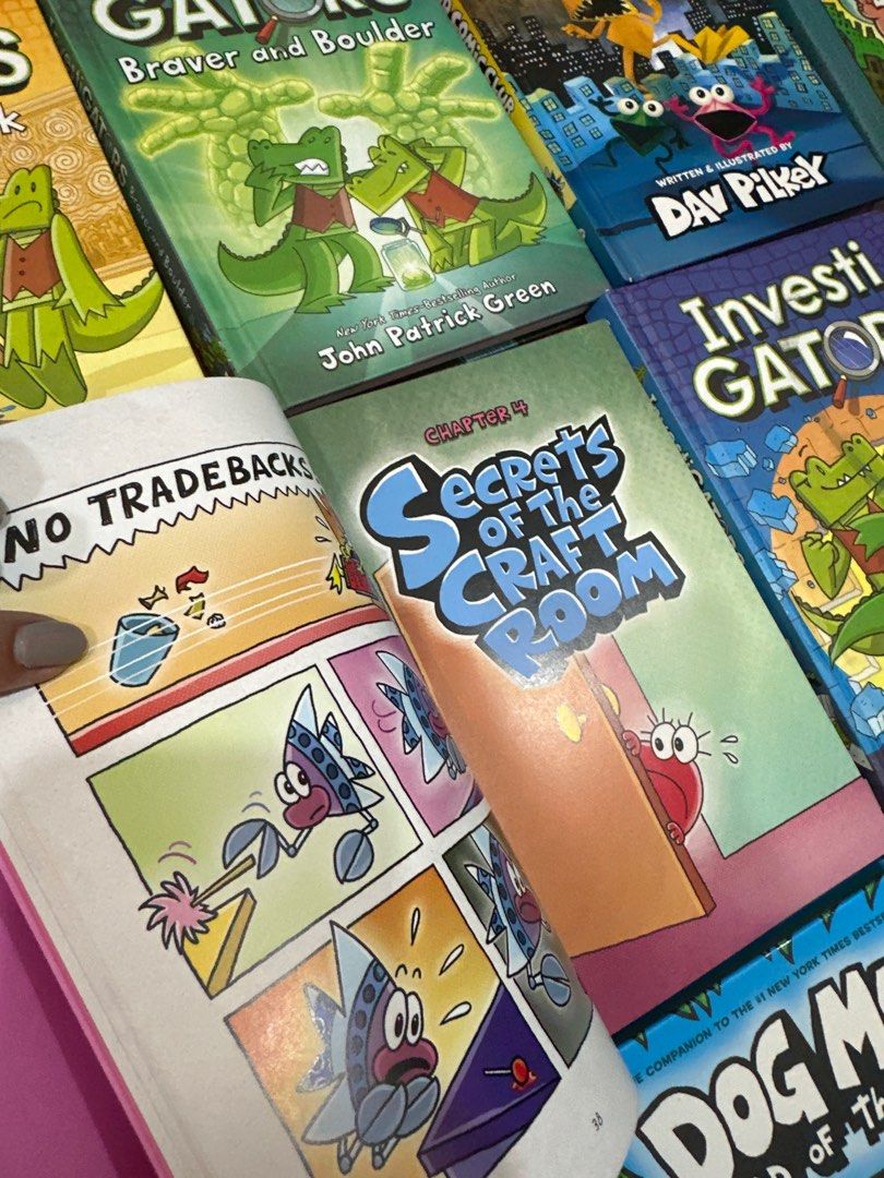 Bundle 35 books : Children's Graphic Novels - Dog Man, Cat Kid ...