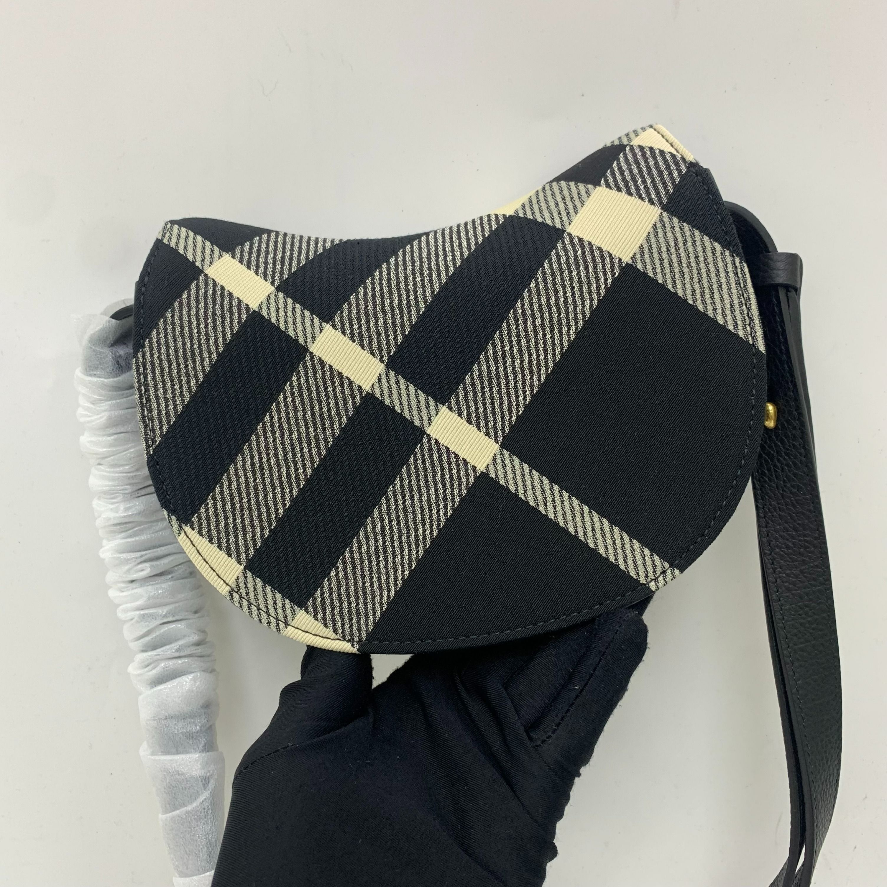 BURBERRY ROCKING HORSE MINI BAG 257059931 WE, Luxury, Bags & Wallets on ...