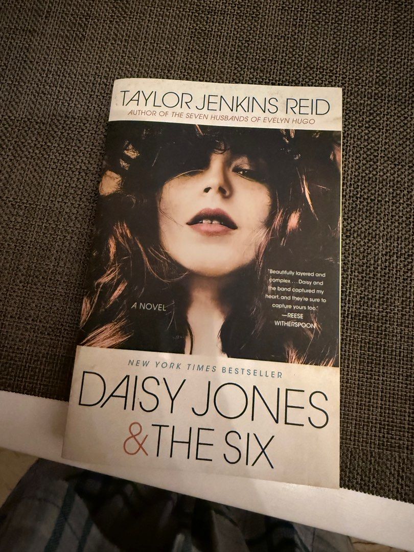 Daisy Jones & The Six by Taylor Jenkins Reid, Hobbies & Toys, Books ...