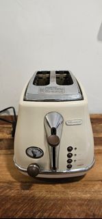 Delonghi Icona Capitals Kettle Blue, TV & Home Appliances, Kitchen ...