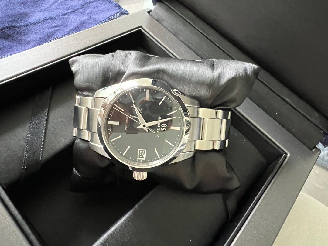 Grand Seiko SBGA285, Men's Fashion, Watches & Accessories, Watches on ...