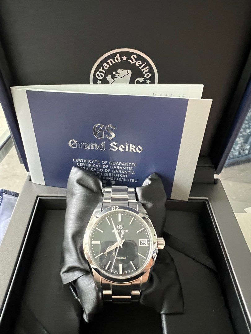 Grand Seiko SBGA285, Men's Fashion, Watches & Accessories, Watches on ...