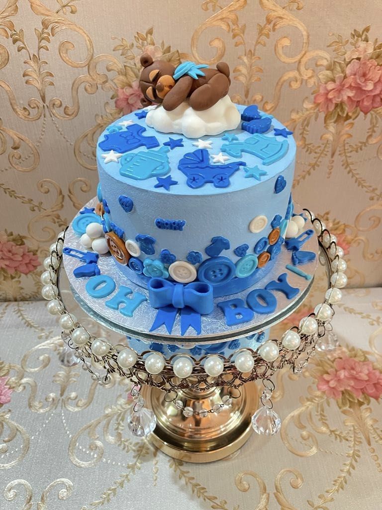 Halal Customize cake and Desserts, Food & Drinks, Homemade Bakes on ...