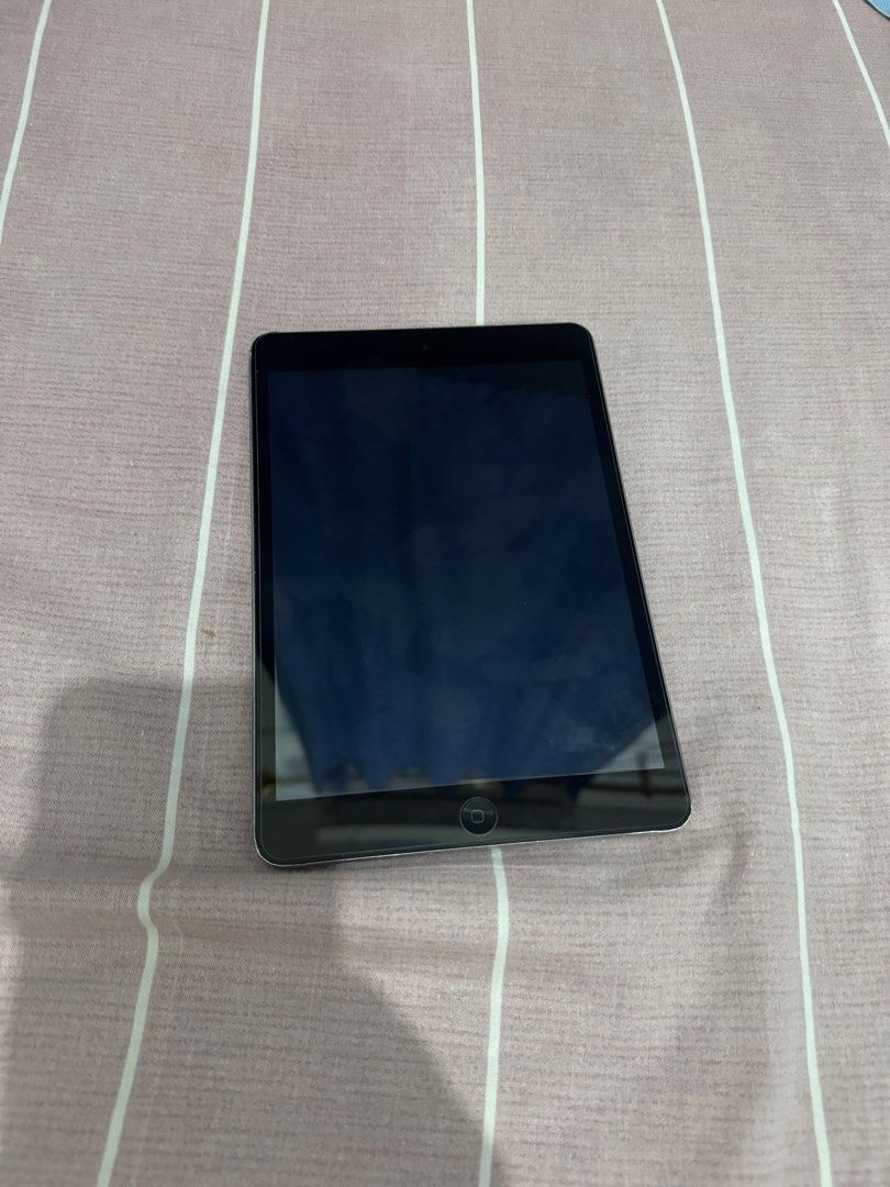 IPad mini 2, Telepon Seluler & Tablet, Tablet di Carousell