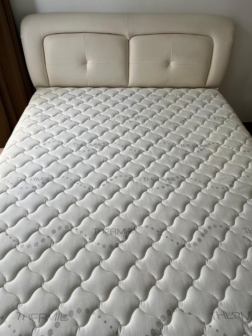 King Koil Inspire Pure Natural Latex Queen Bed, Furniture & Home Living ...