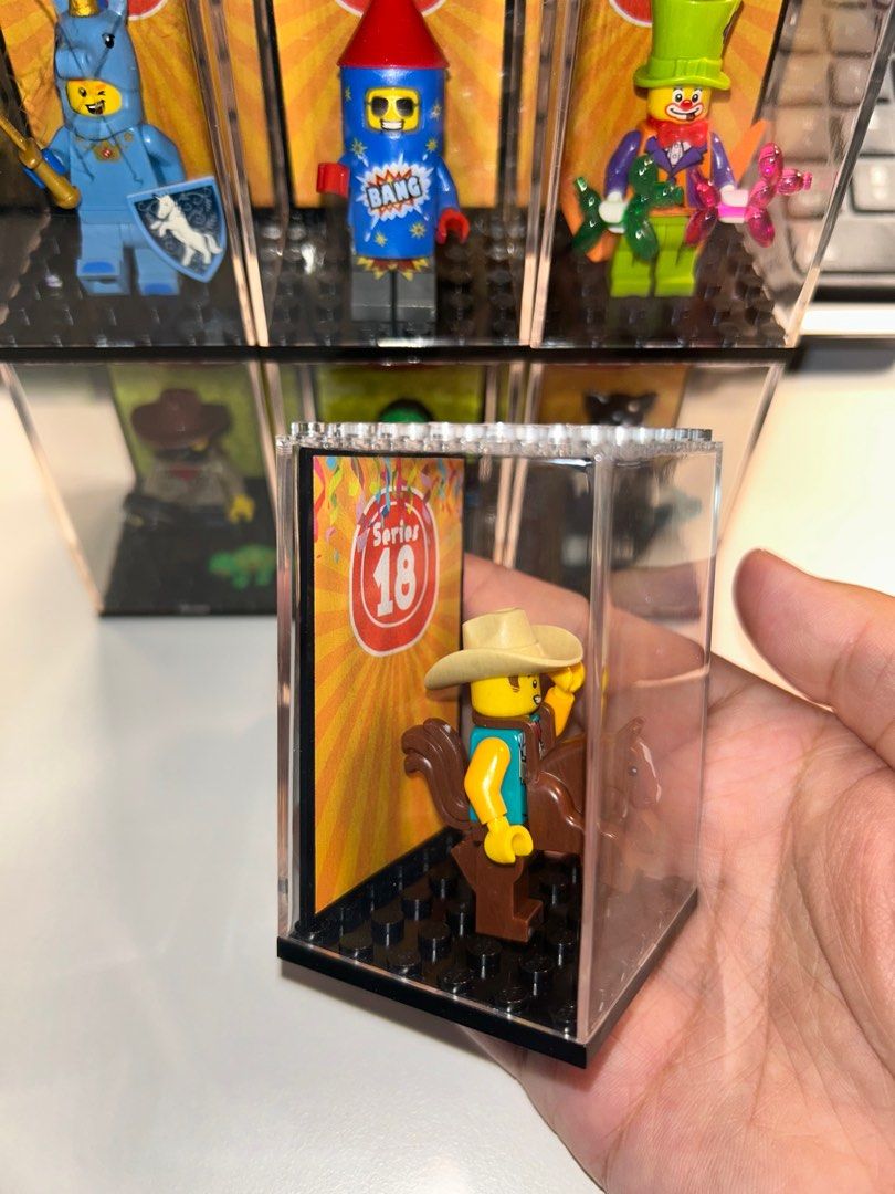 Le Duke Lego Minifigure Display Case, Hobbies & Toys, Toys & Games on ...