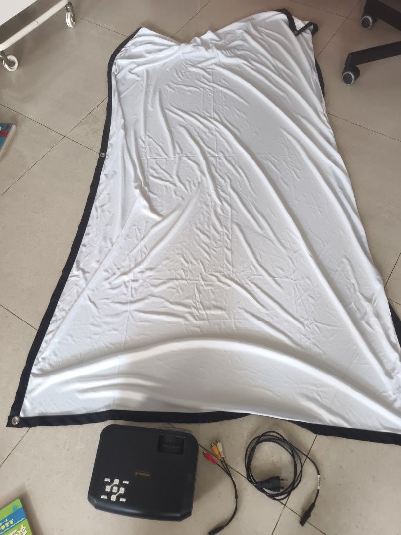 LED Projector with Screen, TV & Home Appliances, TV & Entertainment ...