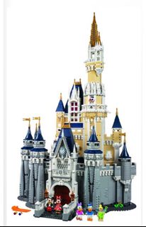 LEGO Castle 7189 Mill Village Raid castle, Hobbies & Toys, Toys & Games ...