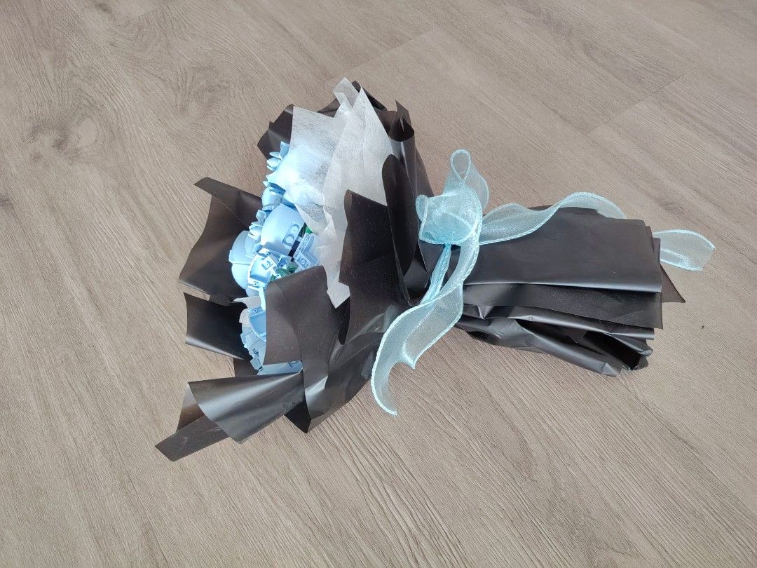 LEGO flower bouquet (Brand new), Hobbies & Toys, Flowers & Bouquets on ...