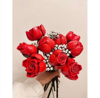 LEGO Icons Botanical Collection Bouquet of Roses 10328, Hobbies & Toys ...