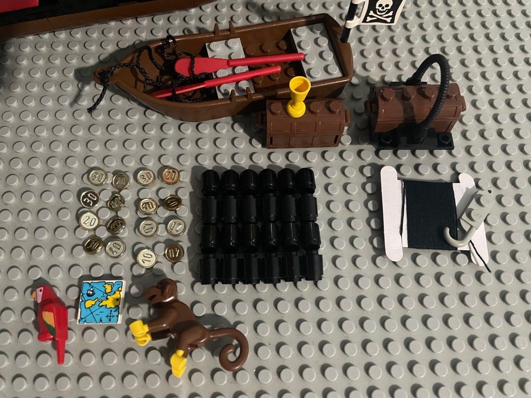 LEGO Vintage Pirates(6285)Black Seas Barracuda, Hobbies & Toys, Toys ...