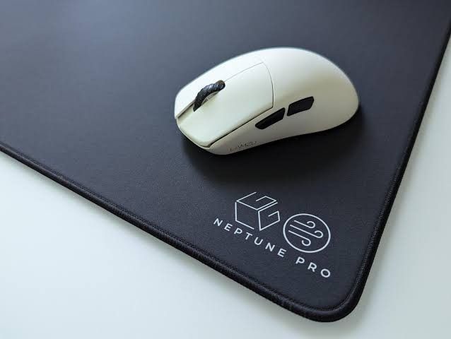 Lethal Gaming Gear Neptune Pro XL Square Mousepad, Computers & Tech ...