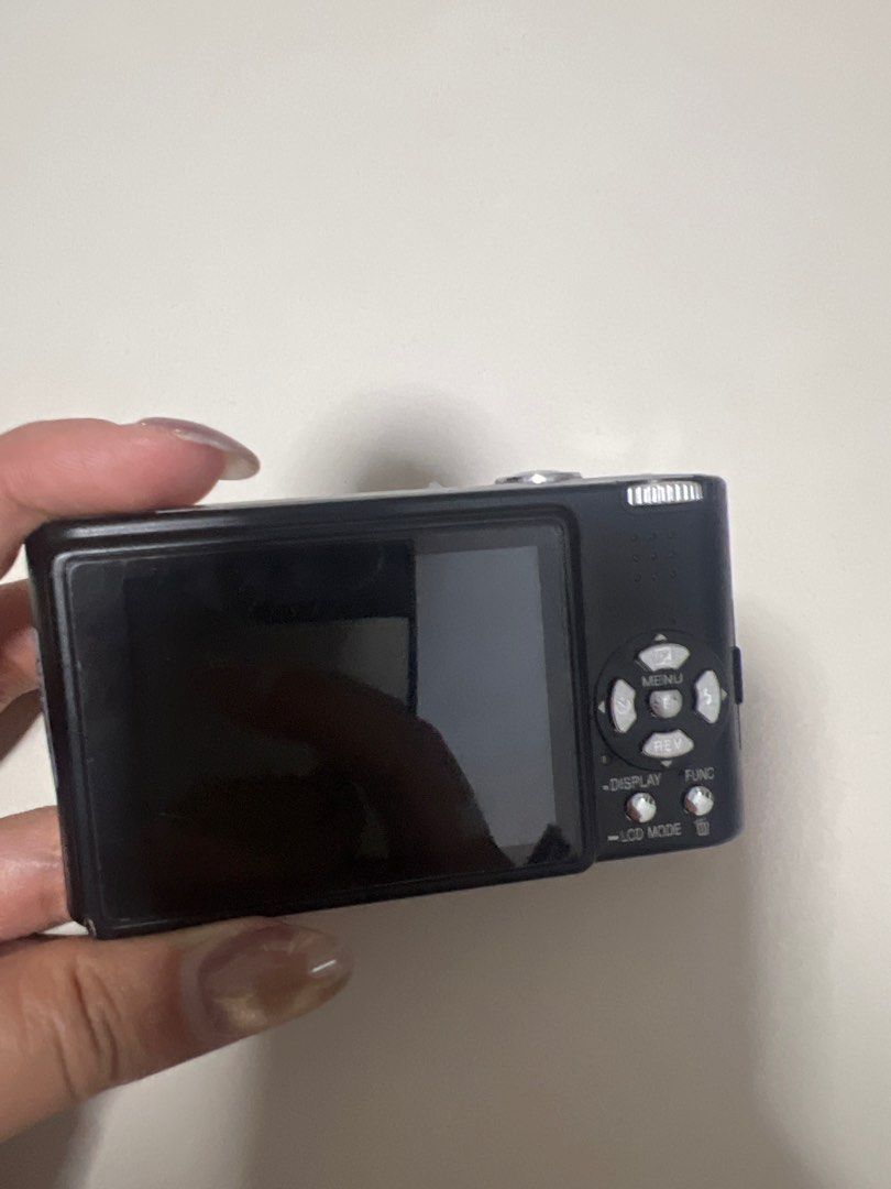 Lumix FX 10 Digicam, Photography, Cameras on Carousell