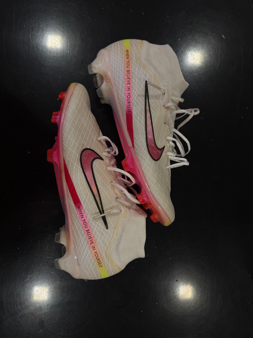 Marcus Rashford Mercurial Superfly 9 US9, Sports Equipment, Sports ...