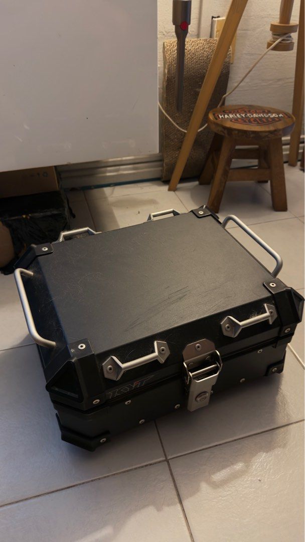 Metal Motorcycle Top Box with Mounting Plate, Motorcycles, Motorcycle ...