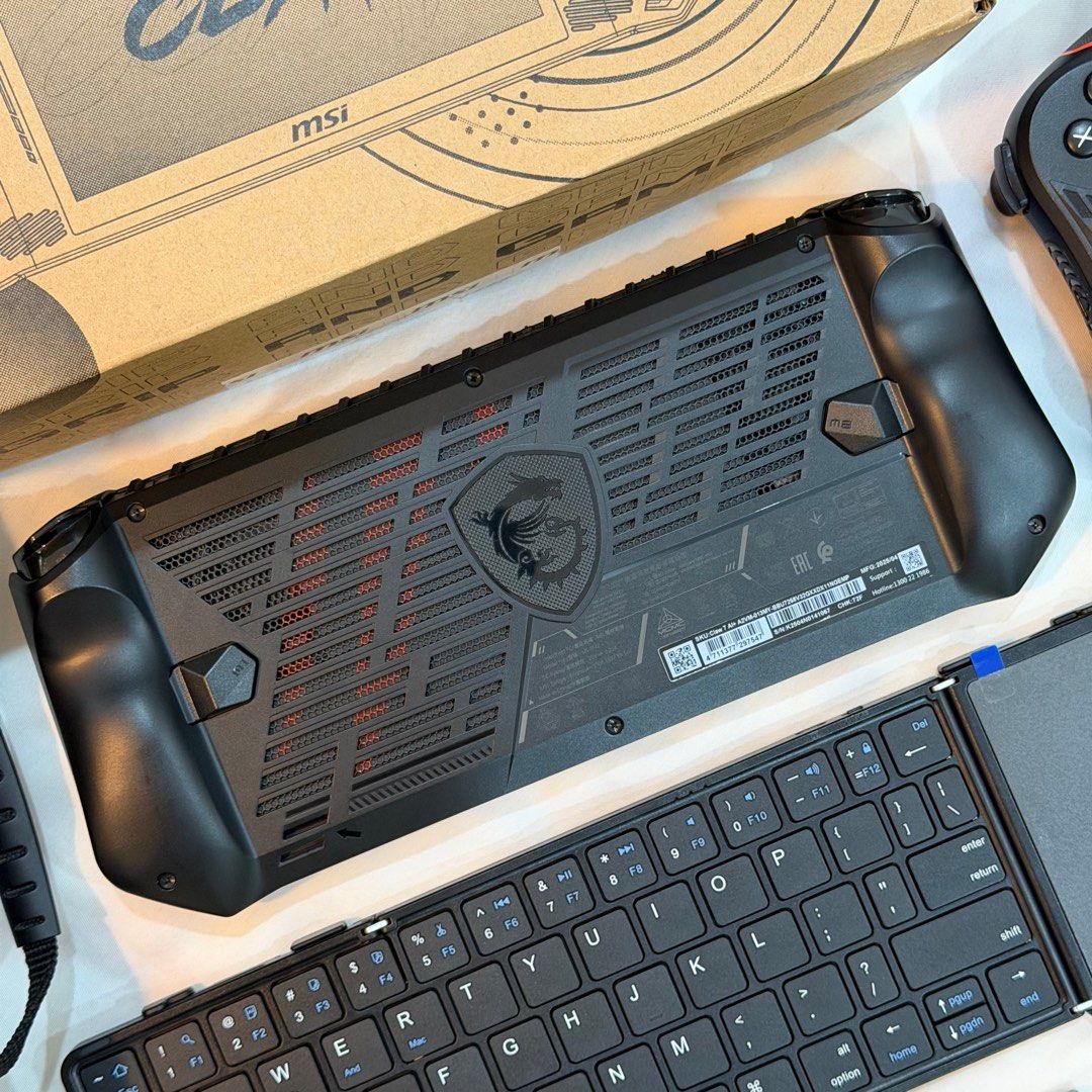 MSI Claw 7 AI+ A2VM 32/1TB Ultra 7 + 6 Freegifts 🎁 (Warranty 08/2026 ...