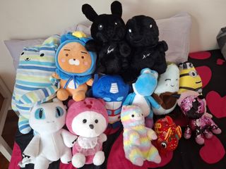 Funclaw Assorted Plush Toys - Panda, Cats, and More!, Hobbies & Toys ...