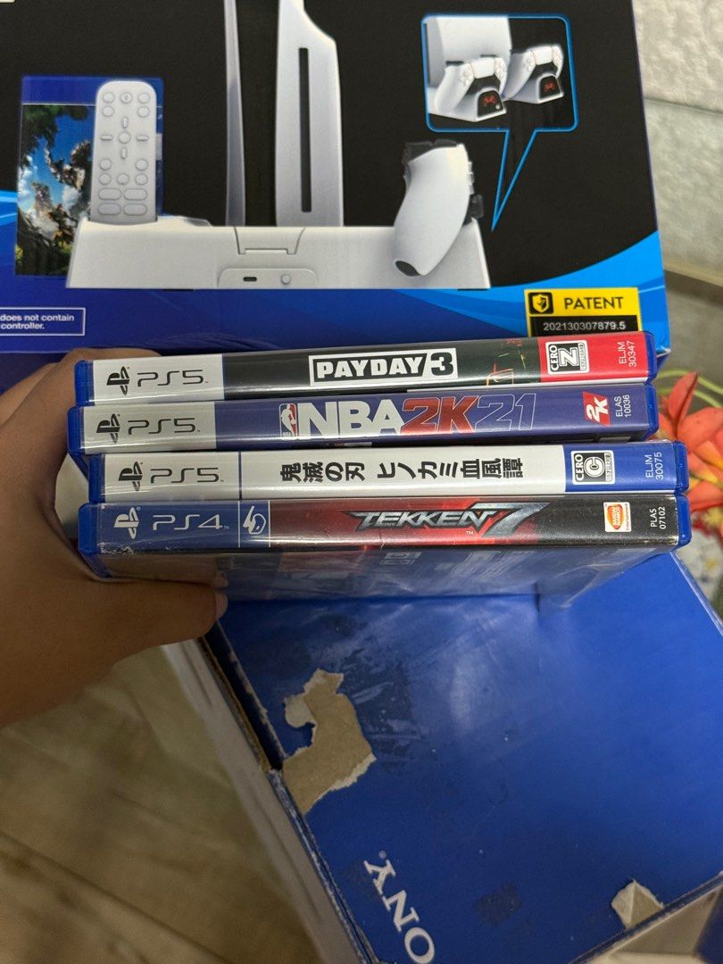 PS5 / PlayStation 5 Console With 4 Games + COMPLETE BOX + FREEBIES ...