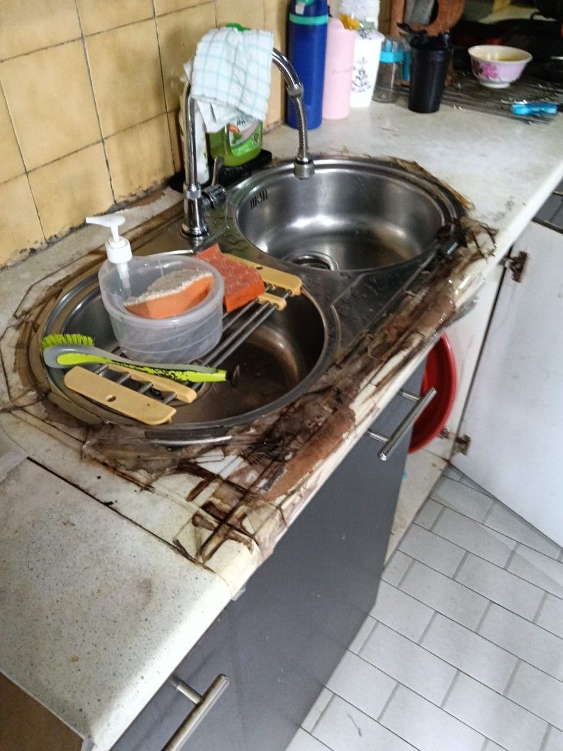 Repair, Restore, Repainting Kitchen Cabinet, Furniture & Home Living ...