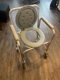 Rolling Commode Chair with Armrests, Health & Nutrition, Assistive ...