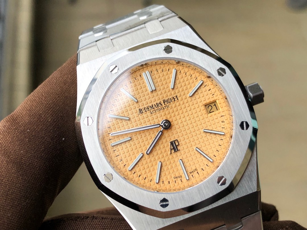 Royal Oak 15202ST blue dial, Luxury, Watches on Carousell