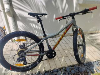 Scott Scale JR 24 Bike, Sports Equipment, Bicycles & Parts, Bicycles on ...