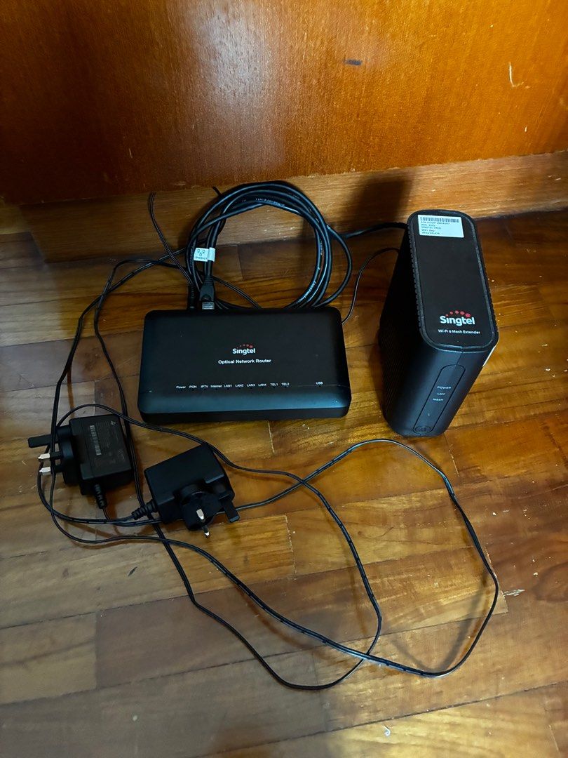 Singtel Optical Network Router & WiFi Extender, Computers & Tech, Parts ...