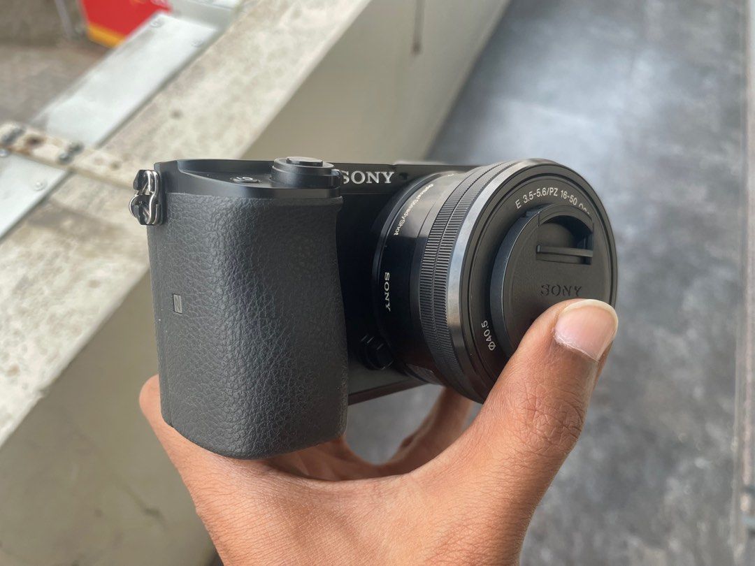 Sony Alpha 6100 4K Mirrorless Camera with Lens, Photography, Cameras on ...