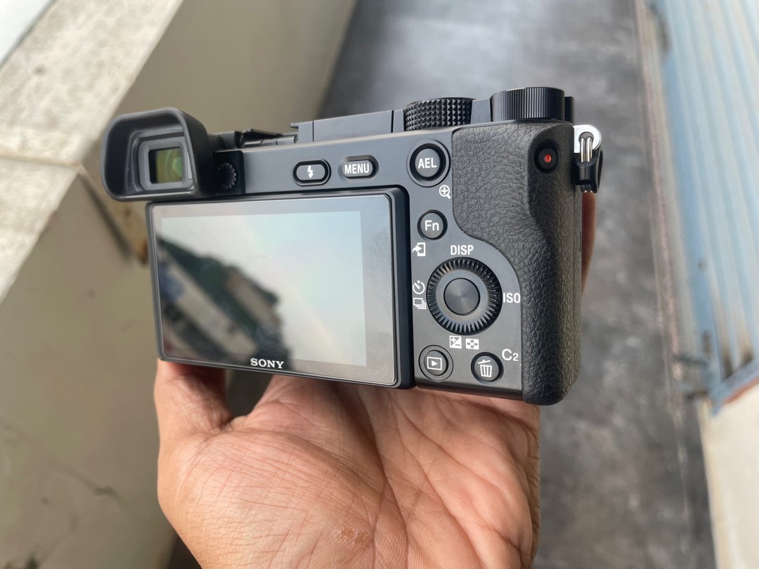 Sony Alpha 6100 4K Mirrorless Camera with Lens, Photography, Cameras on ...