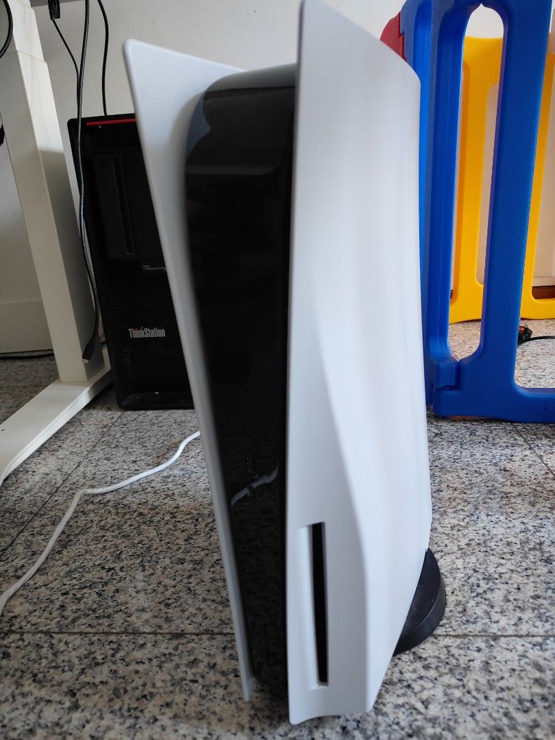 Sony PlayStation 5 disc Console with Two Controllers and six games ...