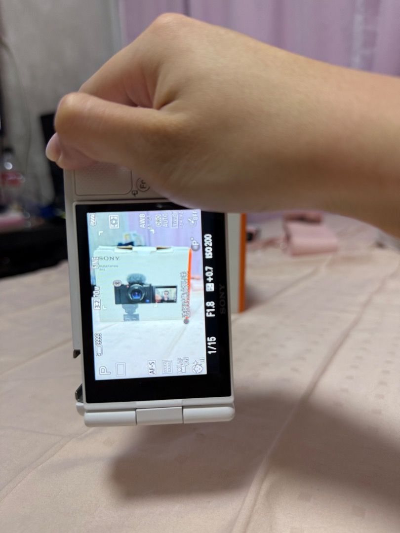 Sony ZV-1 Digital Camera with Accessories, Photography, Cameras on ...