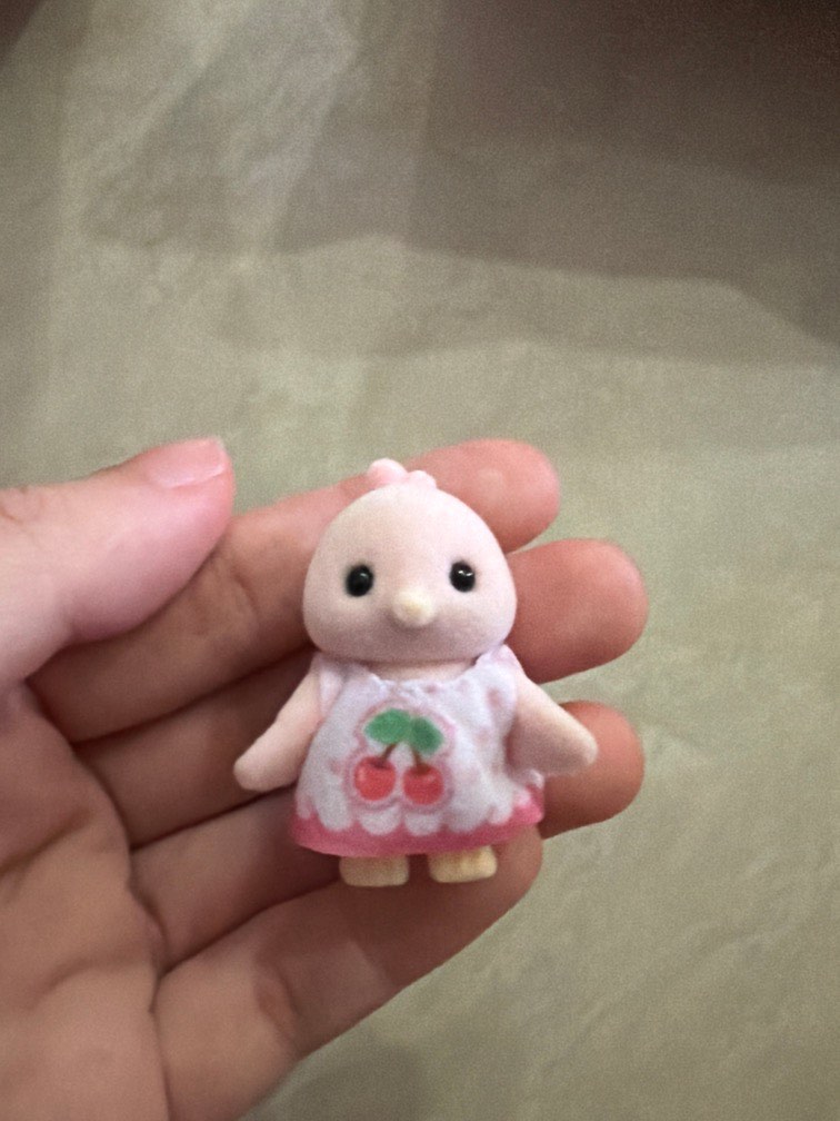 Sylvanian Families Pink Snow Bird, Hobbies & Toys, Toys & Games on ...