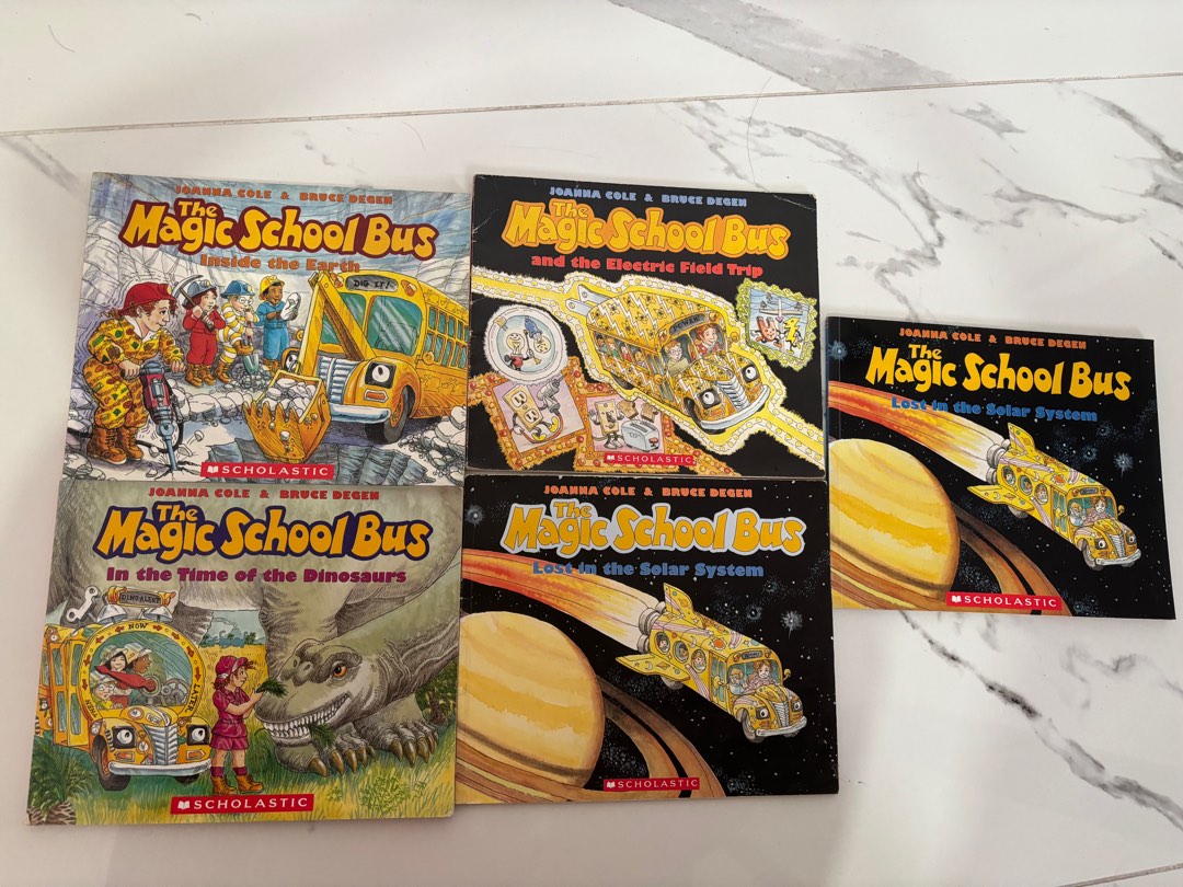 The Magic School Bus Books - lost in the solar system, Hobbies & Toys ...