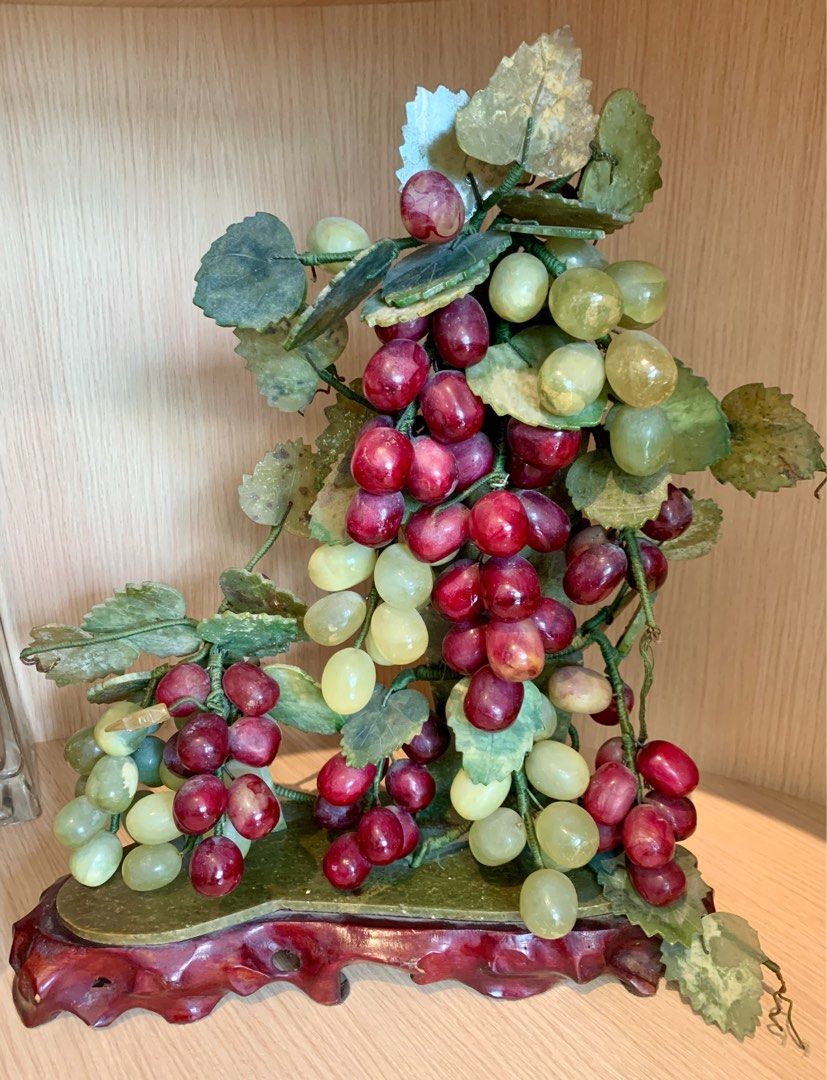 Vintage Jade Grape Sculpture, Hobbies & Toys, Memorabilia ...