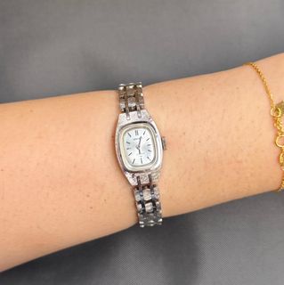 Vintage Ladies Watch: Seiko Tisse Duotone , Women's Fashion, Watches ...