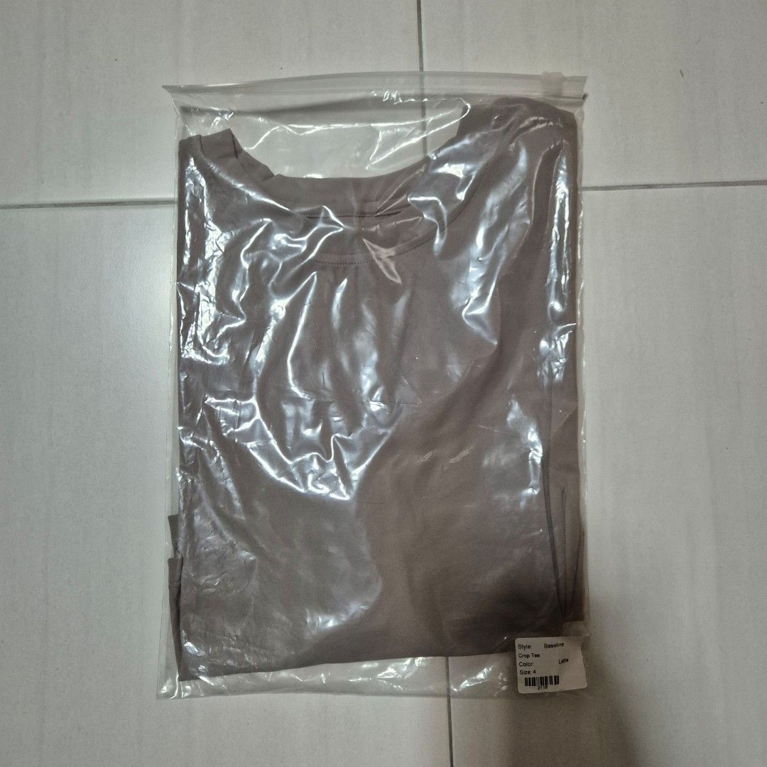 VivreActive Latte Baseline Crop Top - 4, Women's Fashion, Activewear on ...