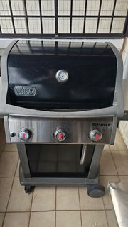 Weber Genesis E330 Gas BBQ, 3 burner with sear station and side hob, TV ...