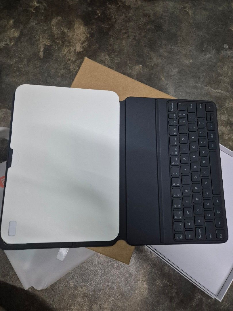 Xiaomi Pad 7/ 7 Pro Keyboard Case, Computers & Tech, Parts ...
