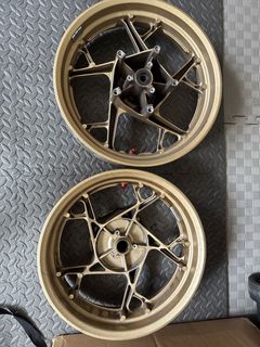 XMAX V1 RIMS, Motorcycles, Motorcycle Accessories on Carousell