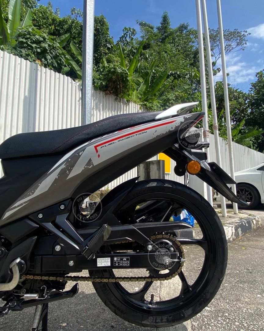 Yamaha LC135 V8 2025 (Enkei Oren & Ekzos Dynopro), Motorbikes on Carousell