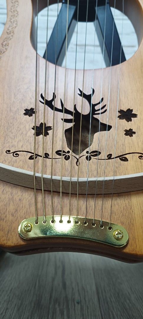 10-String Lyre Harp with Deer Design, Hobbies & Toys, Musical ...