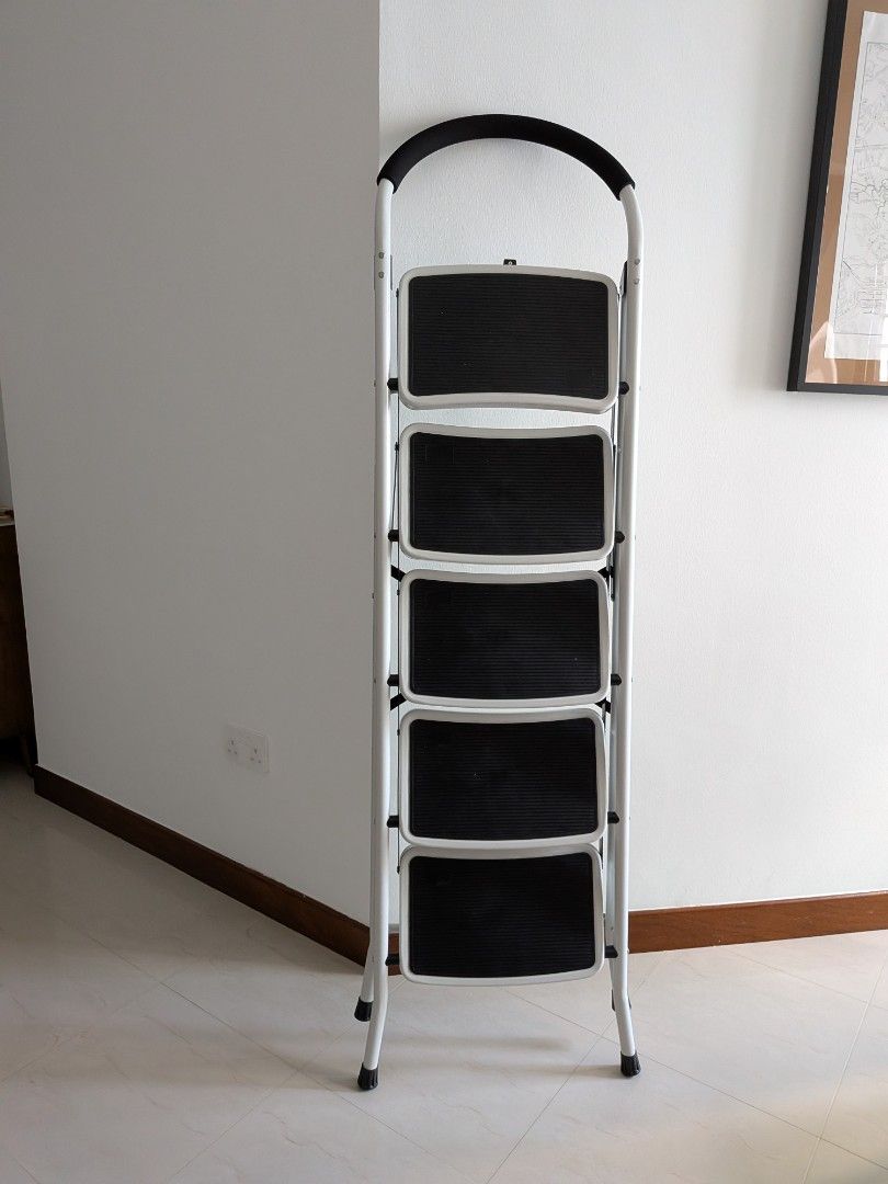 5-Step Folding Step Ladder, Furniture & Home Living, Home Improvement ...